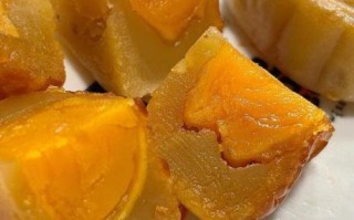 莲蓉月饼好吃吗_莲蓉月饼口感怎么样