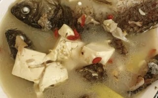 鲫鱼豆腐汤热量_鲫鱼豆腐汤减肥能喝吗