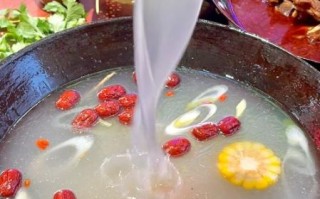 清汤涮羊肉锅底怎么做_清汤涮羊肉锅底放什么