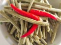 腌豆角怎么做好吃_腌豆角需要焯水吗