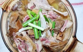 笋干老鸭煲的家常做法窍门_老鸭汤怎么炖才不腥