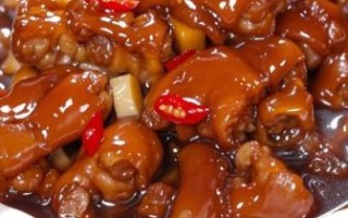 猪蹄怎么炖才软糯_猪蹄高压锅做法