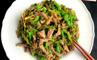 青椒炒牛肉丝怎么炒才嫩_青椒炒牛肉丝的家常做法