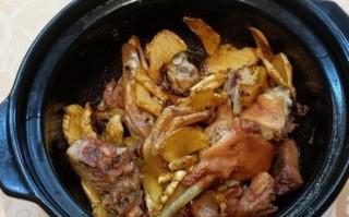 姜母鸭的做法最正宗的做法_姜母鸭用什么鸭最好