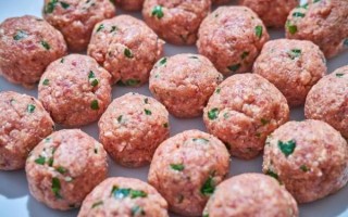肉圆怎么做好吃_肉圆配料有哪些 肉圆怎么做好吃_肉圆配料有哪些