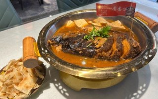 鱼头泡饼怎么做才正宗_鱼头泡饼最地道的做法