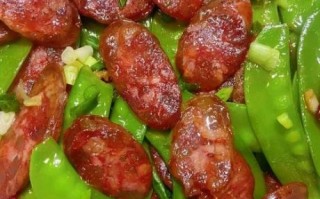 荷兰豆炒腊肠怎么炒才脆_荷兰豆炒腊肠要不要焯水