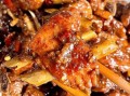鸭肉和什么焖最好吃_鸭肉焖什么食材最香