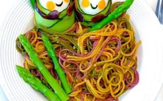 彩色面条用什么蔬菜颜色好看_怎么做更鲜艳