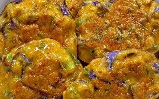 鸡蛋面粉裹茄子怎么做_茄子裹鸡蛋面粉炸多久