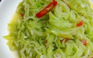 炒莴笋丝怎么炒才脆_莴笋丝要不要焯水