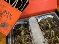 大闸蟹礼盒是活的还是死的_如何判断新鲜度