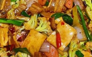 干锅五花肉怎么做_干锅五花肉的家常做法