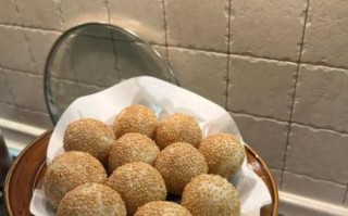 麻团的做法_麻团怎么炸才空心