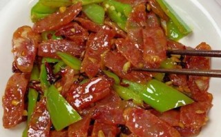 干腊肠怎么做好吃_干腊肠炒什么最香