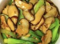 青菜蘑菇怎么炒好吃_青菜蘑菇的做法步骤
