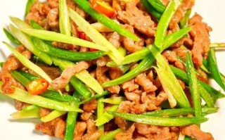 蒜苔炒牛肉怎么做_蒜苔炒牛肉的家常做法