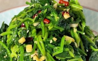 凉拌菠菜怎么做好吃_焯水几分钟最佳