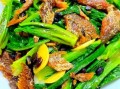 豆豉鲮鱼油麦菜怎么做_豆豉鲮鱼油麦菜热量高吗