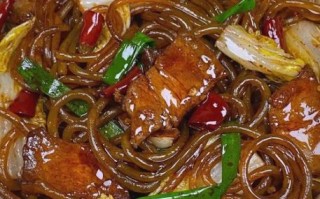 猪肉炖粉条怎么做_家常猪肉炖粉条简单做法