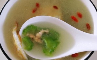 苦瓜蛋汤怎么做_苦瓜蛋汤怎么不苦