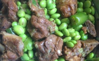 红烧毛豆怎么做_红烧毛豆要焯水吗