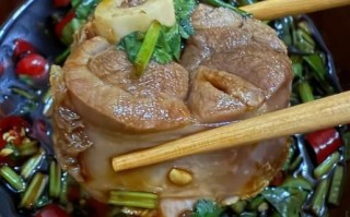 羊腿怎么烤好吃_羊腿炖多久才软烂