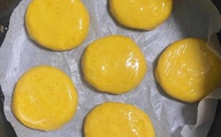 南瓜饼热量高吗_南瓜饼减肥能吃吗