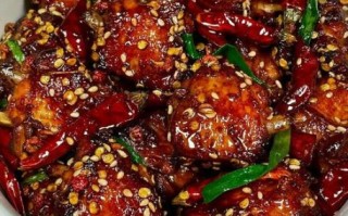 麻辣香锅鸡翅怎么腌制_鸡翅怎么炸才外酥里嫩