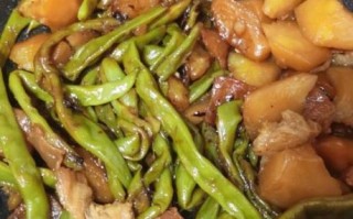 怎么炖豆角土豆才好吃_豆角土豆炖多久才软烂