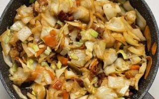 炒卷心菜怎么炒才脆_卷心菜家常做法步骤