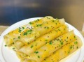 鸡蛋饼怎么做好吃窍门_鸡蛋饼怎么做好吃又松软