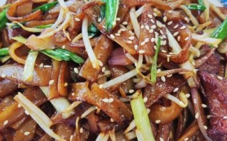 干炒牛河怎么炒才够锅气_干炒牛河用什么河粉最好