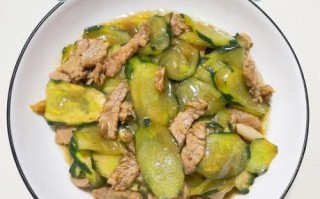 青瓜炒肉怎么做_青瓜炒肉热量高吗