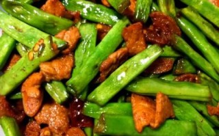 四季豆炒肉怎么炒才入味_四季豆炒肉要不要焯水