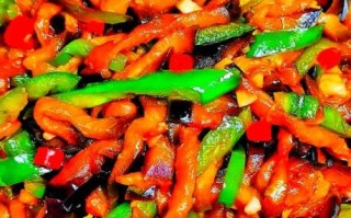 茄子炒辣椒怎么炒好吃_茄子炒辣椒的家常做法