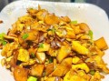 杏鲍菇炒鸡蛋怎么炒好吃_杏鲍菇炒鸡蛋热量高吗