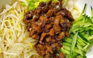 炸酱面家常做法_炸酱面怎么做才正宗