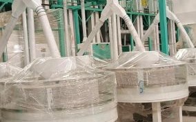 面粉机械设备价格_一套面粉机多少钱