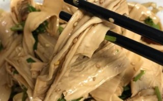 黑腐竹怎么做凉菜_黑腐竹凉拌要不要焯水