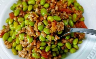 炒青豆怎么炒好吃_炒青豆的家常做法