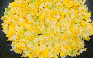 蛋炒饭怎么炒好吃_蛋炒饭做法大全