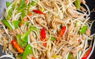 豆芽炒肉丝怎么炒才脆_豆芽炒肉丝用焯水吗