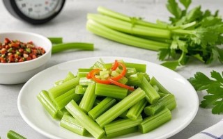芹菜降血压怎么吃_芹菜减肥的正确做法