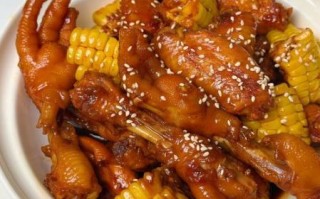 鸡翅鸡爪煲怎么做_鸡爪煲需要焯水吗
