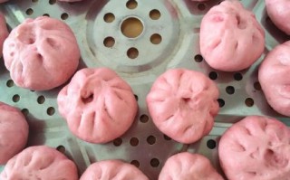 染色馒头事件真相_如何辨别染色馒头