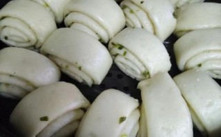 葱油卷怎么做_葱油卷的做法步骤