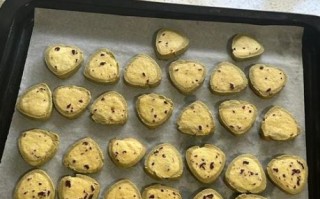 蔓越梅曲奇饼干怎么做_蔓越梅曲奇饼干热量高吗