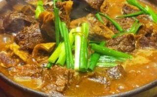 牛腩怎么炖才烂_家常牛腩做法大全