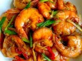 红烧大虾怎么做_红烧大虾用不用焯水